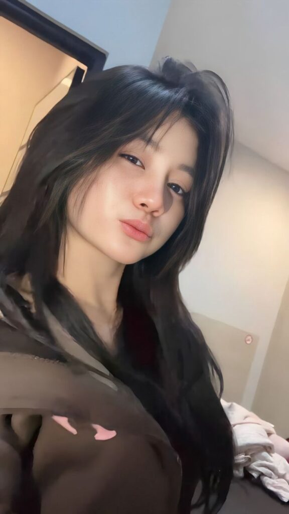 Cerita sange Bantu Penuhi Nafsu Teman - CeritaSange